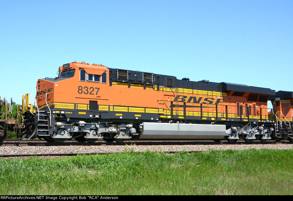 BNSF 8327